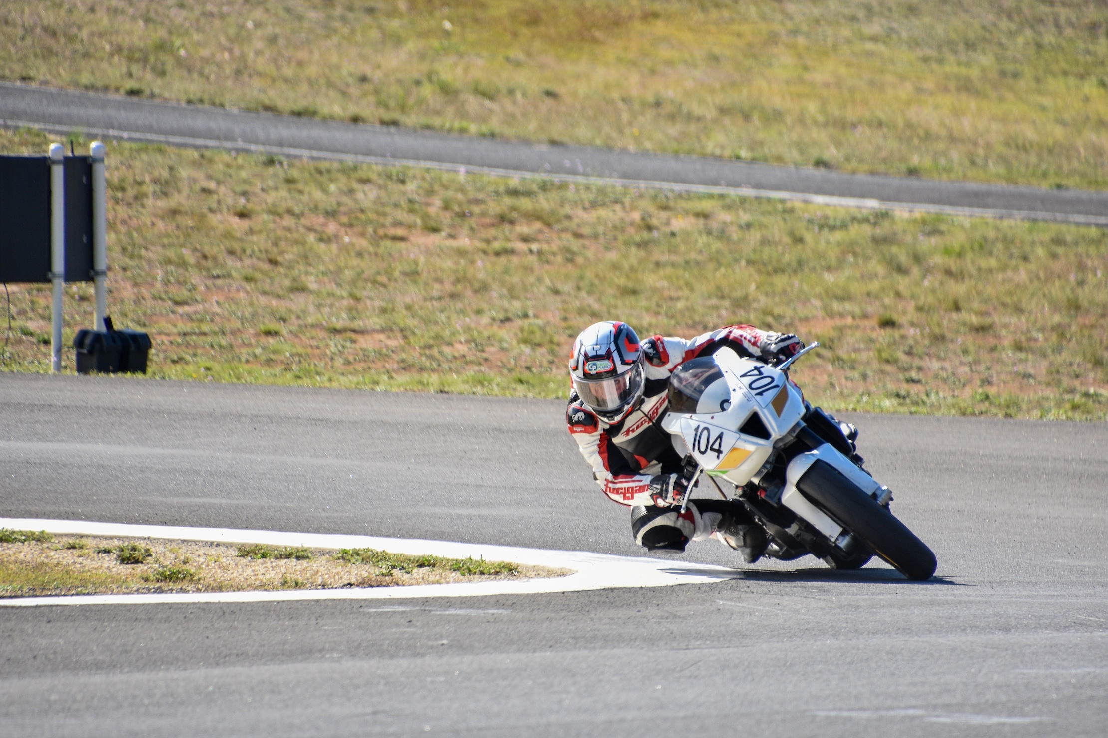 Royce gets the jump on Easter racing rivals | Rowe Racing